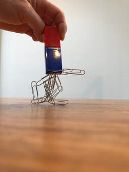 Putting magnets together: attract or repel KS2 | Y3 Science Lesson ...