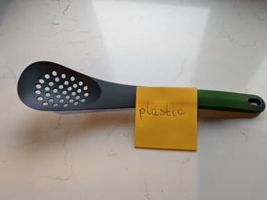 Lesson: Everyday uses of thermal insulators | KS2 Science | Oak ...